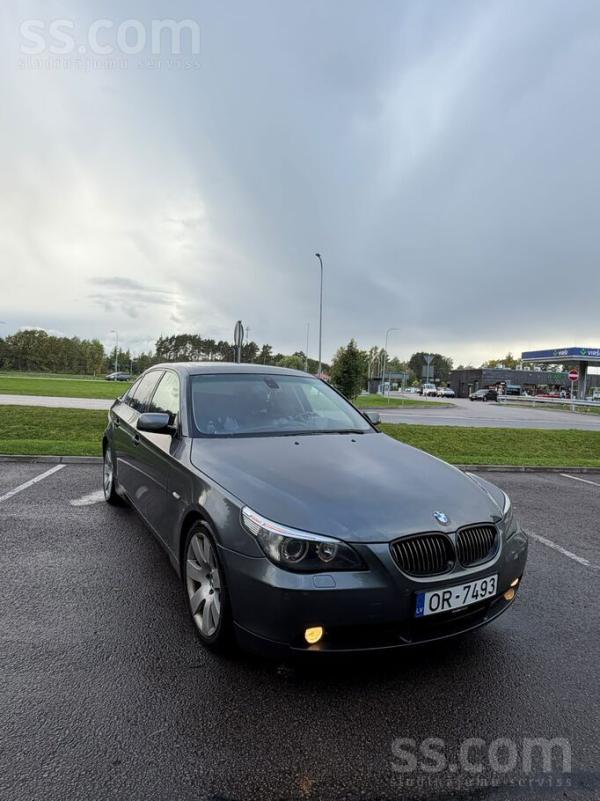 БМВ 525 2007 в Рига на AUTOMOTO.COM.LV Серый БМВ 525 2007 в Рига, объемом двигателя 2.50 л и пробегом 427 тыс. км за 2700 €, фото 11 на AUTOMOTO.COM.LV