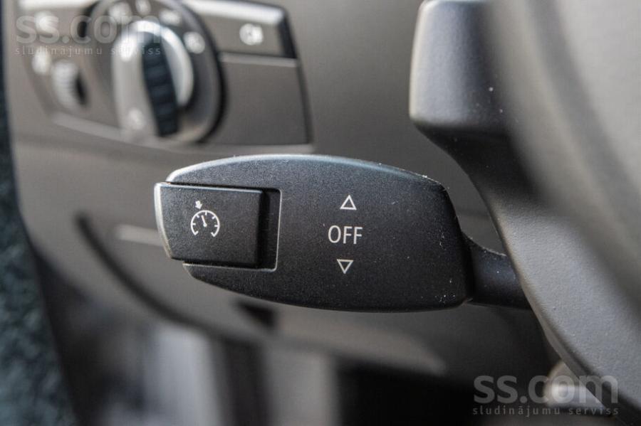 Pelēks BMW 525 2007 Rīga, ar dzinēja tilpumu 3.00 L un nobraukumu 326 tūkst. km par 6690 €, foto 17 vietnē AUTOMOTO.COM.LV