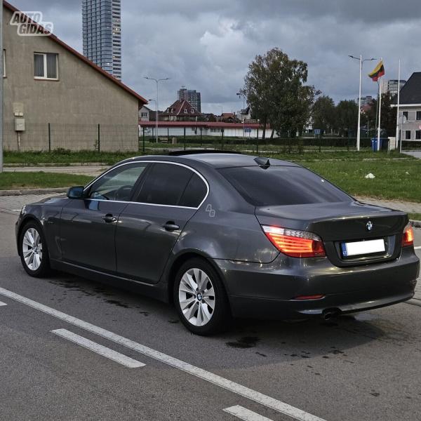 BMW 525 2007 Klaipėda vietnē Pelēks BMW 525 2007 Klaipėda, ar dzinēja tilpumu 3.00 L un nobraukumu 386 tūkst. km par 4300 €, foto 11 vietnē AUTOMOTO.COM.LV