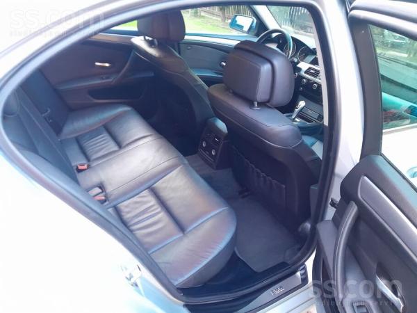 Grey BMW 525 2008 in Ogre, with an engine capacity of 3.00 L and mileage of 386 thousand km for 3700 €, photo 9 on AUTOMOTO.COM.LV