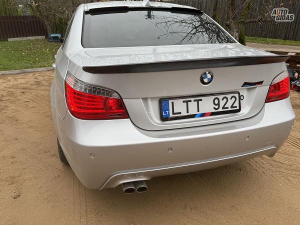 Grey BMW 525 2008 in Vilnius, with an engine capacity of 3.00 L and mileage of 241 thousand km for 7100 €, photo 3 on AUTOMOTO.COM.LV