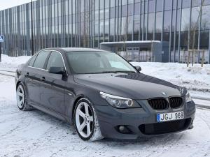 Grey BMW 525 2008 in Vilnius, with an engine capacity of 3.00 L and mileage of 425 thousand km for 6350 €, photo 2 on AUTOMOTO.COM.LV