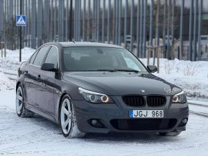 Grey BMW 525 2008 in Vilnius, with an engine capacity of 3.00 L and mileage of 425 thousand km for 6350 €, photo 4 on AUTOMOTO.COM.LV