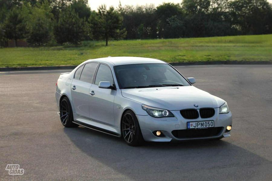 Pelēks BMW 525 2008 Viļņa, ar dzinēja tilpumu 3.00 L un nobraukumu 390 tūkst. km par 5550 €, foto 1 vietnē AUTOMOTO.COM.LV