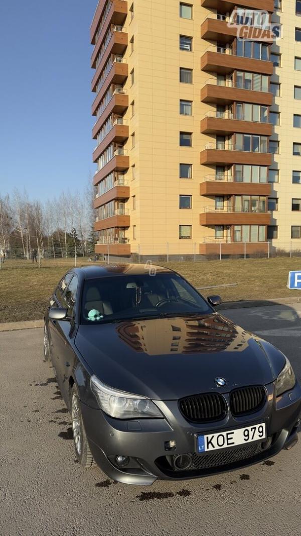 Grey BMW 525 2008 in Kaunas, with an engine capacity of 3.00 L and mileage of 338 thousand km for 5150 €, photo 1 on AUTOMOTO.COM.LV