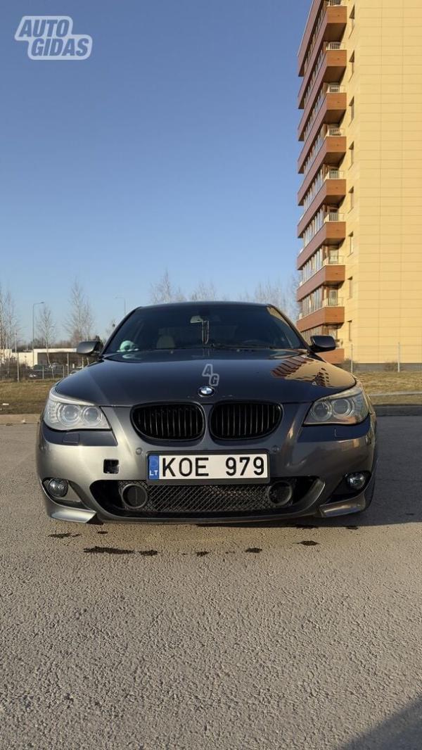 Grey BMW 525 2008 in Kaunas, with an engine capacity of 3.00 L and mileage of 338 thousand km for 5150 €, photo 3 on AUTOMOTO.COM.LV