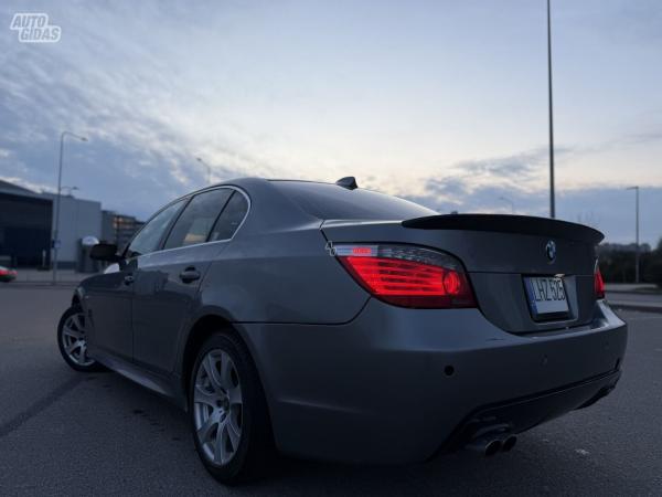 Grey BMW 525 2008 in Vilnius, with an engine capacity of 3.00 L and mileage of 649 thousand km for 2350 €, photo 4 on AUTOMOTO.COM.LV
