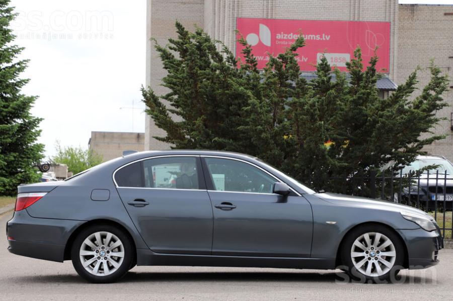 Grey BMW 525 2008 in Tukums, with an engine capacity of 3.00 L and mileage of 381 thousand km for 5990 €, photo 3 on AUTOMOTO.COM.LV
