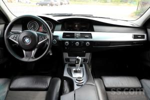 Grey BMW 525 2008 in Tukums, with an engine capacity of 3.00 L and mileage of 381 thousand km for 5990 €, photo 8 on AUTOMOTO.COM.LV