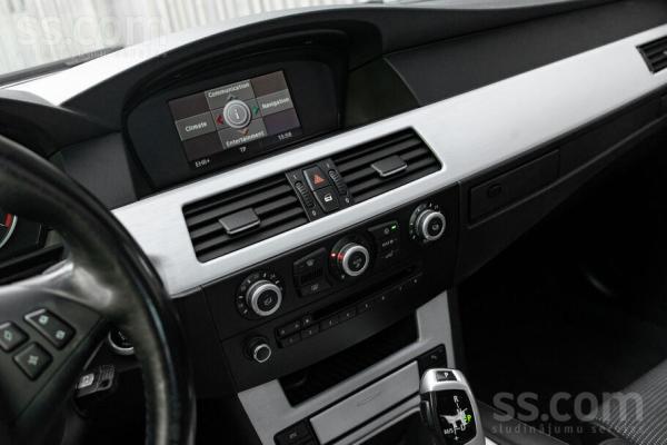 Pelēks BMW 525 2008 Rīga, ar dzinēja tilpumu 3.00 L un nobraukumu 299 tūkst. km par 6990 €, foto 10 vietnē AUTOMOTO.COM.LV