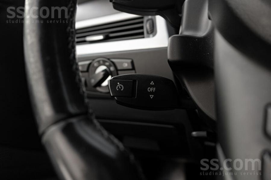 Pelēks BMW 525 2008 Rīga, ar dzinēja tilpumu 3.00 L un nobraukumu 299 tūkst. km par 6990 €, foto 18 vietnē AUTOMOTO.COM.LV