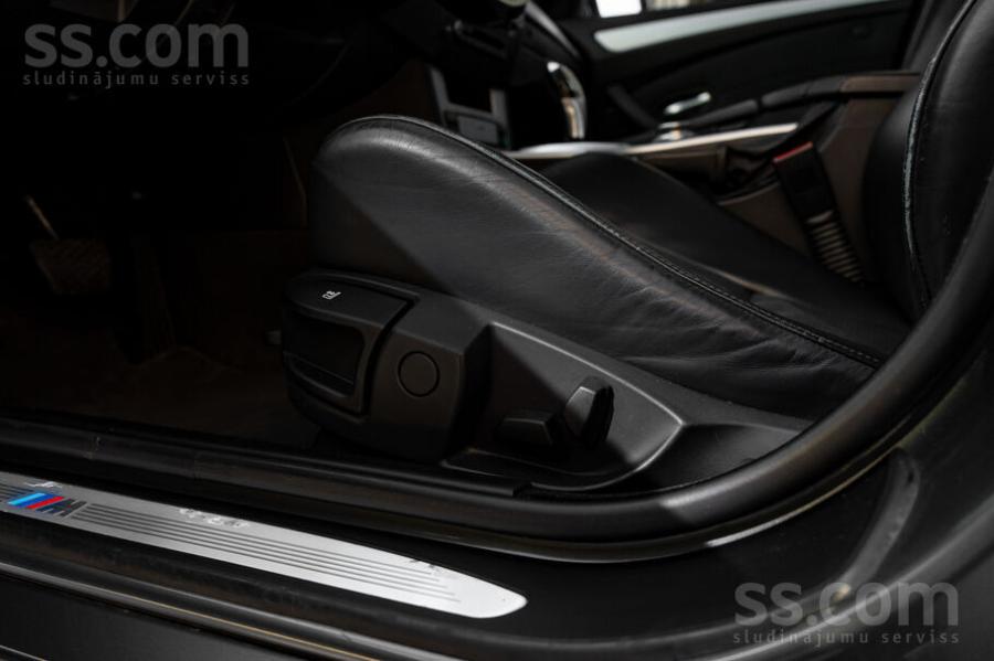 Pelēks BMW 525 2008 Rīga, ar dzinēja tilpumu 3.00 L un nobraukumu 299 tūkst. km par 6990 €, foto 21 vietnē AUTOMOTO.COM.LV