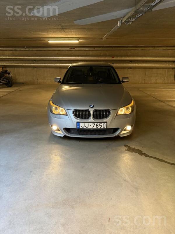 Grey BMW 525 2008 in Riga, with an engine capacity of 3.00 L and mileage of 285 thousand km for 7000 €, photo 4 on AUTOMOTO.COM.LV