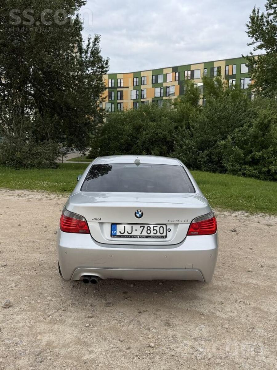 Grey BMW 525 2008 in Riga, with an engine capacity of 3.00 L and mileage of 285 thousand km for 7000 €, photo 7 on AUTOMOTO.COM.LV