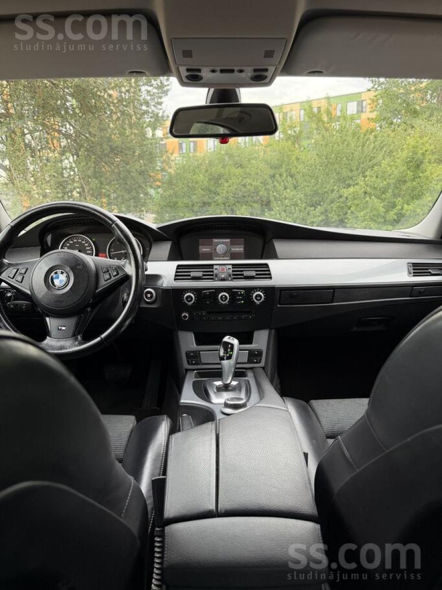 Grey BMW 525 2008 in Riga, with an engine capacity of 3.00 L and mileage of 285 thousand km for 7000 €, photo 14 on AUTOMOTO.COM.LV