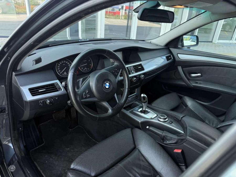 Pelēks BMW 525 2008 Viļņa, ar dzinēja tilpumu 2.99 L un nobraukumu 344 tūkst. km par 4500 €, foto 8 vietnē AUTOMOTO.COM.LV