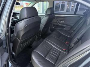 Pelēks BMW 525 2008 Viļņa, ar dzinēja tilpumu 2.99 L un nobraukumu 344 tūkst. km par 4500 €, foto 10 vietnē AUTOMOTO.COM.LV