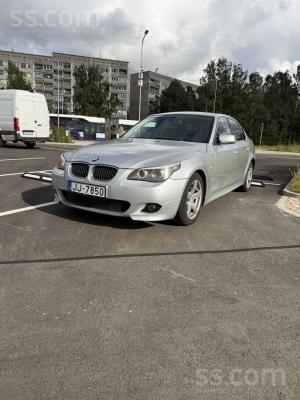 Pelēks BMW 525 2008 Rīga, ar dzinēja tilpumu 3.00 L un nobraukumu 285 tūkst. km par 5900 €, foto  vietnē AUTOMOTO.COM.LV