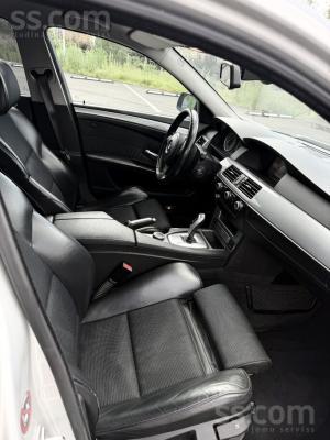 Grey BMW 525 2008 in Riga, with an engine capacity of 3.00 L and mileage of 285 thousand km for 5900 €, photo 7 on AUTOMOTO.COM.LV
