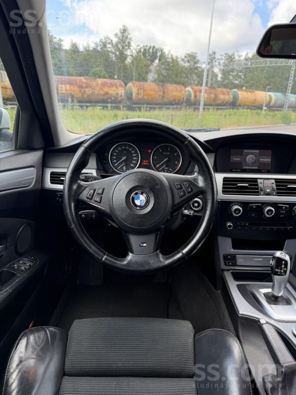 Grey BMW 525 2008 in Riga, with an engine capacity of 3.00 L and mileage of 285 thousand km for 5900 €, photo 9 on AUTOMOTO.COM.LV