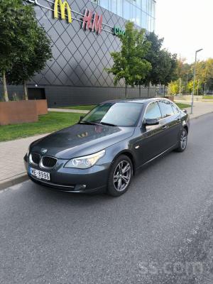 Pelēks BMW 525 2008 Rīga, ar dzinēja tilpumu 3.00 L un nobraukumu 290 tūkst. km par 4900 €, foto  vietnē AUTOMOTO.COM.LV