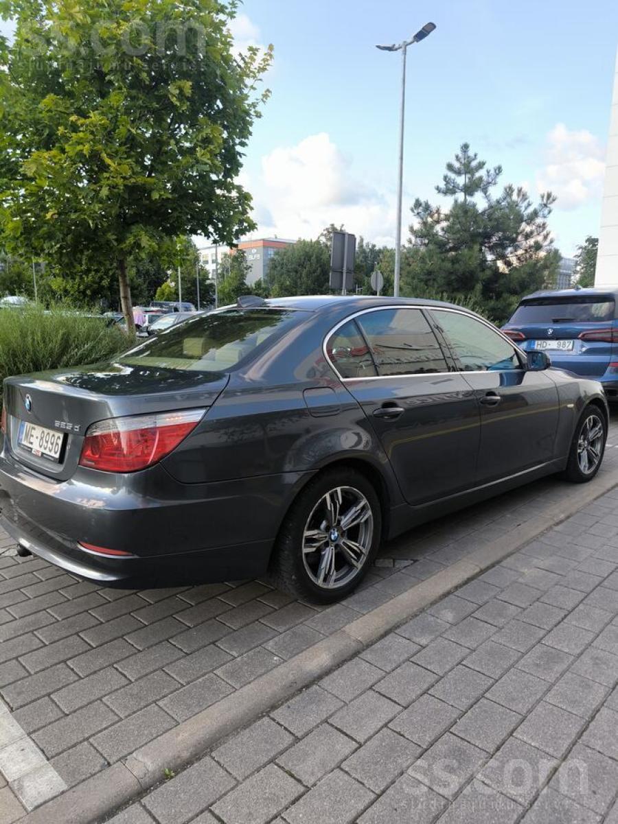 Pelēks BMW 525 2008 Rīga, ar dzinēja tilpumu 3.00 L un nobraukumu 290 tūkst. km par 4900 €, foto 4 vietnē AUTOMOTO.COM.LV