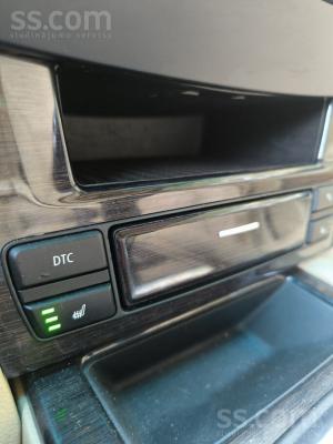 Pelēks BMW 525 2008 Rīga, ar dzinēja tilpumu 3.00 L un nobraukumu 290 tūkst. km par 4900 €, foto 12 vietnē AUTOMOTO.COM.LV
