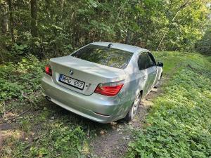 Серый БМВ 525 2008 в Каунас, объемом двигателя 3.00 л и пробегом 241 тыс. км за 3250 €, фото 5 на AUTOMOTO.COM.LV