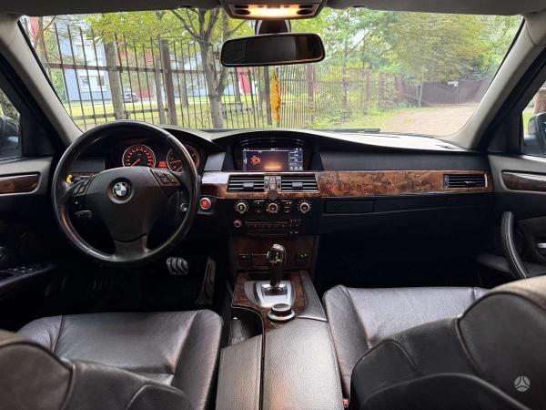 Grey BMW 525 2008 in Kaunas, with an engine capacity of 0.00 L and mileage of 244 thousand km for 3750 €, photo 7 on AUTOMOTO.COM.LV