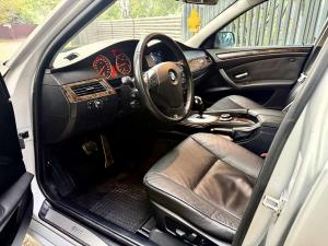 Grey BMW 525 2008 in Kaunas, with an engine capacity of 0.00 L and mileage of 244 thousand km for 3750 €, photo 8 on AUTOMOTO.COM.LV