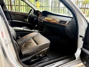 Grey BMW 525 2008 in Kaunas, with an engine capacity of 0.00 L and mileage of 244 thousand km for 3750 €, photo 9 on AUTOMOTO.COM.LV