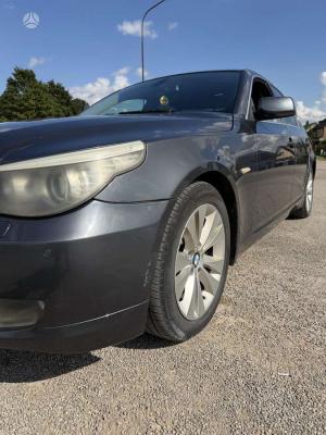 Pelēks BMW 525 2008 Šauļi, ar dzinēja tilpumu 2.99 L un nobraukumu 313 tūkst. km par 4100 €, foto 13 vietnē AUTOMOTO.COM.LV