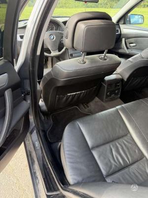 Pelēks BMW 525 2008 Šauļi, ar dzinēja tilpumu 2.99 L un nobraukumu 313 tūkst. km par 4100 €, foto 18 vietnē AUTOMOTO.COM.LV