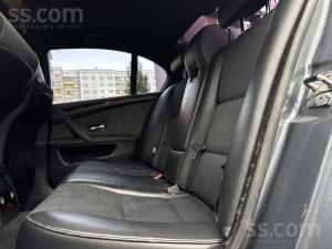 Серый БМВ 525 2008 в Рига, объемом двигателя 3.00 л и пробегом 357 тыс. км за 6390 €, фото 11 на AUTOMOTO.COM.LV