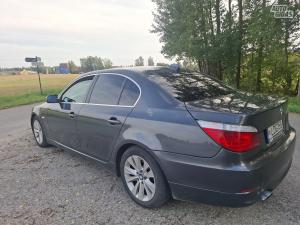 Pelēks BMW 525 2008 Alīta, ar dzinēja tilpumu 3.00 L un nobraukumu 314 tūkst. km par 3750 €, foto  vietnē AUTOMOTO.COM.LV