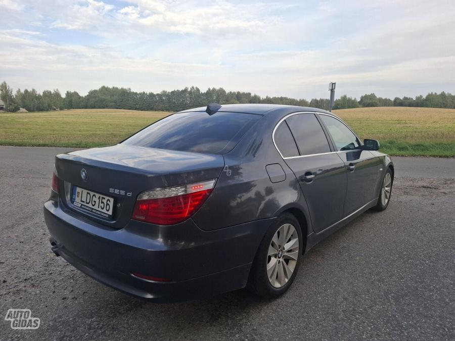 Серый БМВ 525 2008 в Алитус, объемом двигателя 3.00 л и пробегом 314 тыс. км за 3750 €, фото 8 на AUTOMOTO.COM.LV