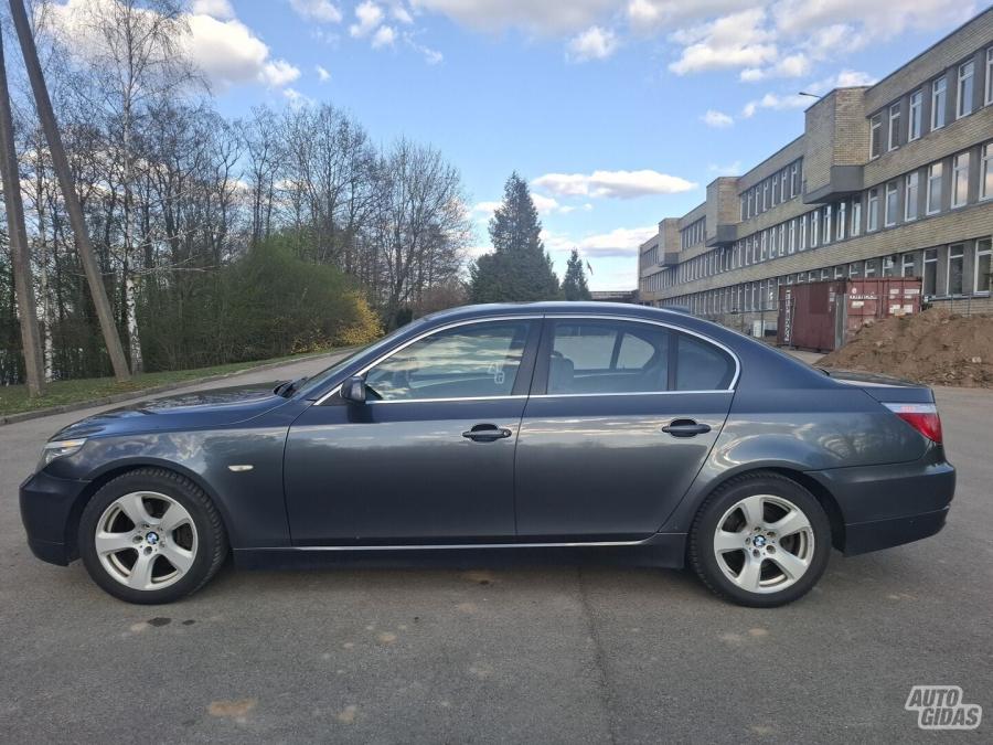 Grey BMW 525 2009 in Alytus, with an engine capacity of 3.00 L and mileage of 360 thousand km for 4950 €, photo 5 on AUTOMOTO.COM.LV