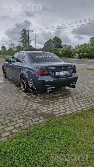Pelēks BMW 525 2009 Rīga, ar dzinēja tilpumu 3.00 L un nobraukumu 397 tūkst. km par 5500 €, foto 8 vietnē AUTOMOTO.COM.LV