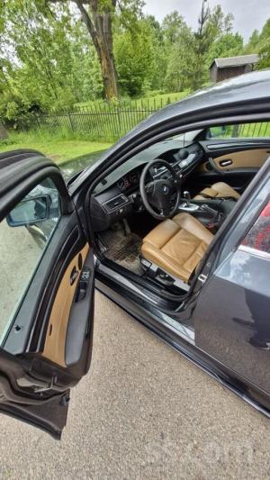 Pelēks BMW 525 2009 Rīga, ar dzinēja tilpumu 3.00 L un nobraukumu 397 tūkst. km par 5500 €, foto 10 vietnē AUTOMOTO.COM.LV