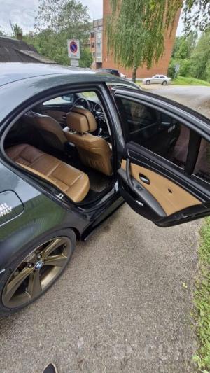 Pelēks BMW 525 2009 Rīga, ar dzinēja tilpumu 3.00 L un nobraukumu 397 tūkst. km par 5500 €, foto 12 vietnē AUTOMOTO.COM.LV
