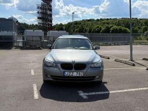 Серый БМВ 525 2009 в Вильнюс, объемом двигателя 3.00 л и пробегом 313 тыс. км за 4500 €, фото  на AUTOMOTO.COM.LV