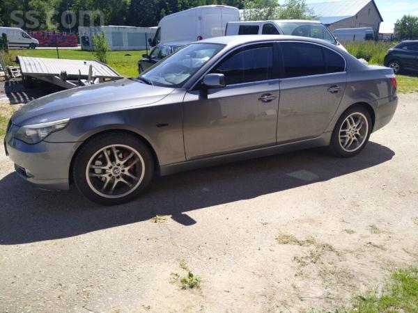 Grey BMW 525 2009 in Talsi, with an engine capacity of 2.50 L and mileage of 245 thousand km for 4500 €, photo 2 on AUTOMOTO.COM.LV