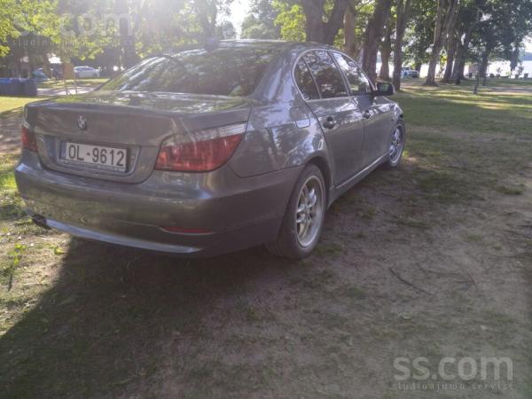 Pelēks BMW 525 2009 Talsi, ar dzinēja tilpumu 3.00 L un nobraukumu 245 tūkst. km par 4500 €, foto 3 vietnē AUTOMOTO.COM.LV