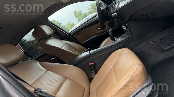 Pelēks BMW 525 2009 Rīga, ar dzinēja tilpumu 3.00 L un nobraukumu 377 tūkst. km par 2650 €, foto 7 vietnē AUTOMOTO.COM.LV