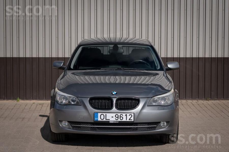 Grey BMW 525 2009 in Talsi, with an engine capacity of 3.00 L and mileage of 242 thousand km for 5590 €, photo 3 on AUTOMOTO.COM.LV