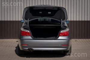Grey BMW 525 2009 in Talsi, with an engine capacity of 3.00 L and mileage of 242 thousand km for 5590 €, photo 7 on AUTOMOTO.COM.LV