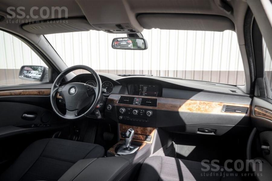 Grey BMW 525 2009 in Talsi, with an engine capacity of 3.00 L and mileage of 242 thousand km for 5590 €, photo 9 on AUTOMOTO.COM.LV