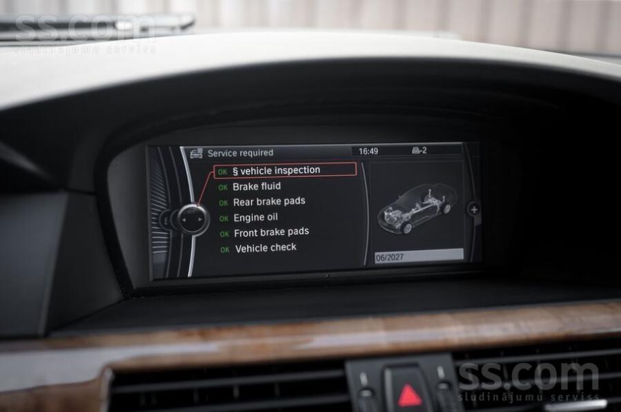 Grey BMW 525 2009 in Talsi, with an engine capacity of 3.00 L and mileage of 242 thousand km for 5590 €, photo 24 on AUTOMOTO.COM.LV