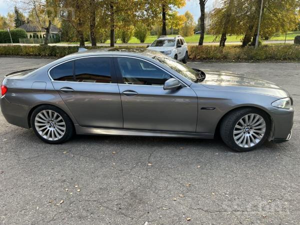 Pelēks BMW 525 2010 Jelgava, ar dzinēja tilpumu 2.50 L un nobraukumu 333 tūkst. km par 8000 €, foto 3 vietnē AUTOMOTO.COM.LV