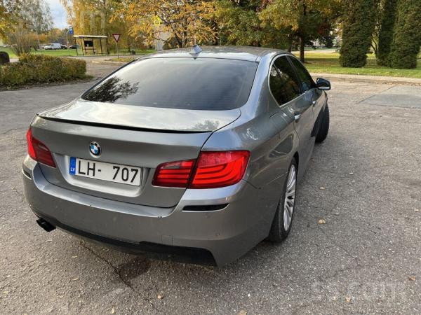 Pelēks BMW 525 2010 Jelgava, ar dzinēja tilpumu 2.50 L un nobraukumu 333 tūkst. km par 8000 €, foto 5 vietnē AUTOMOTO.COM.LV